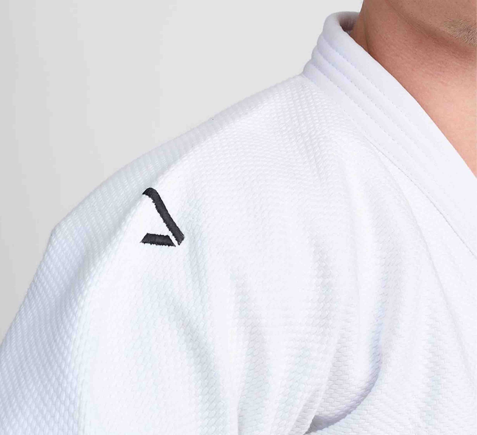 Ippon Gear IJF Judo Slim Fit Jacket Olympic 2 White – FUJI Sports